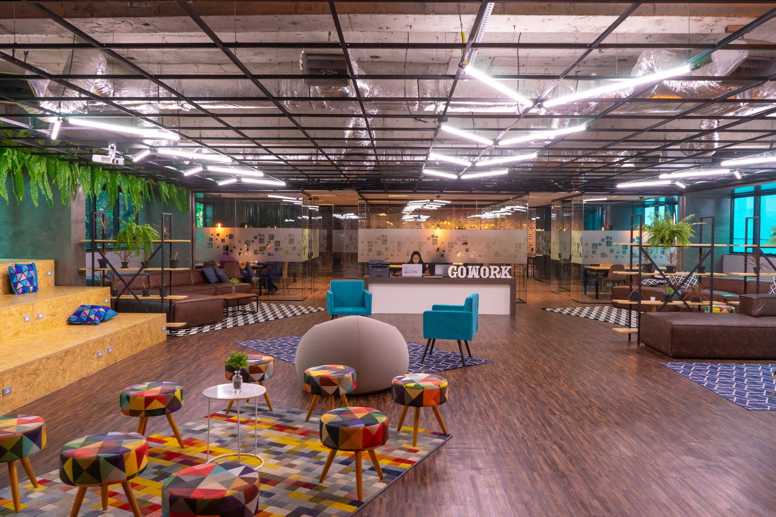 Vai Seguir no Home Office? Conheça as Vantagens do Coworking em SP ...